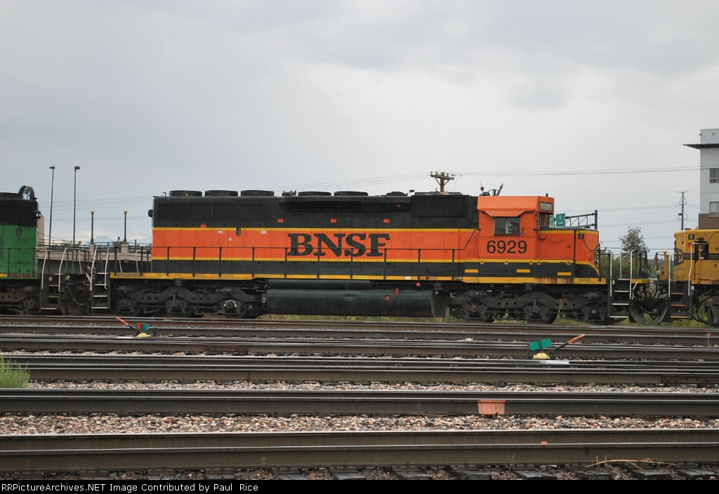 BNSF 6929